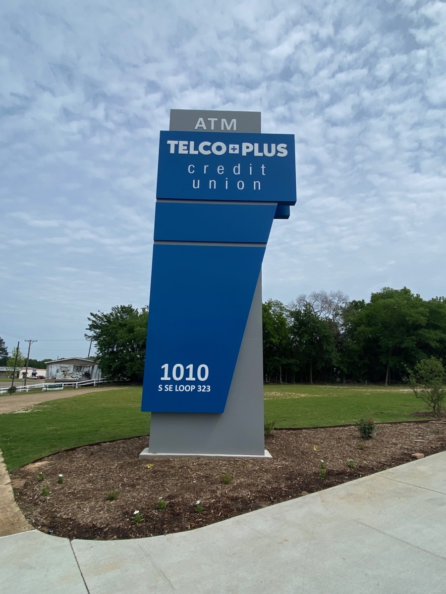 Pylon Signs in Tyler, TX | Benken's Sign Company