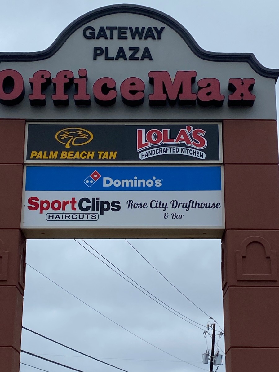 Multi-Tenant Signs in Tyler, TX | Benken's Sign Company